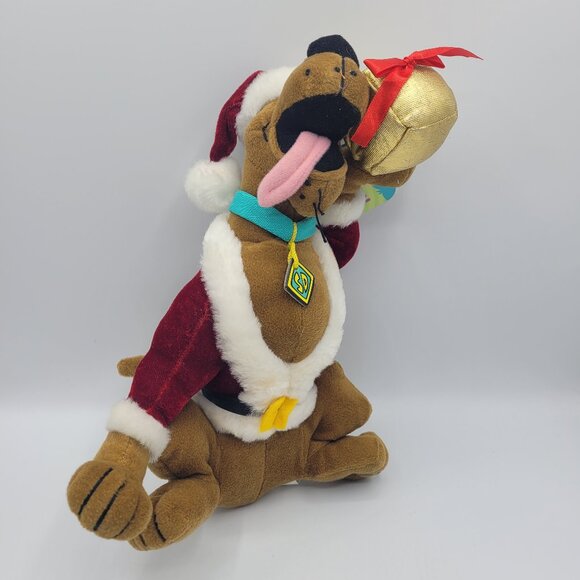 Toy Network | Toys | Nwt Scooby Doo Plush Santa Christmas Holding Gift ...